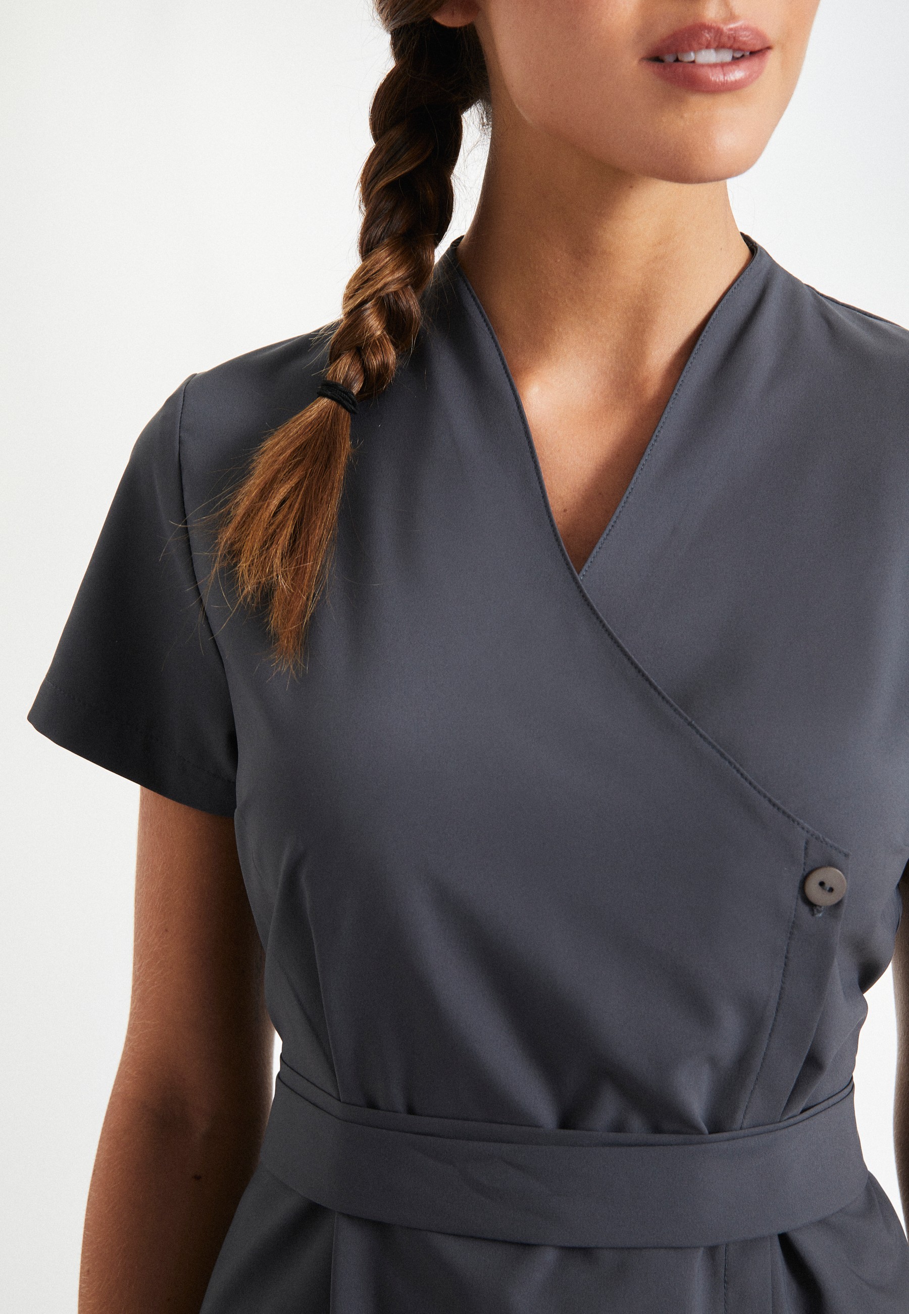 Balneo Spa Uniforms. Elegance for your beauty and spa center.